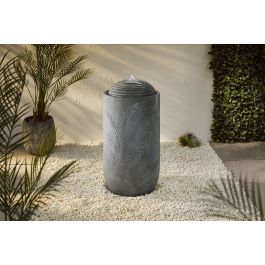 Tropical Modern Water Feature